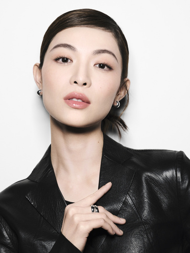 Tracey Mattingly - News - Hair by Clay Nielsen for Hourglass Fall 2025 ...